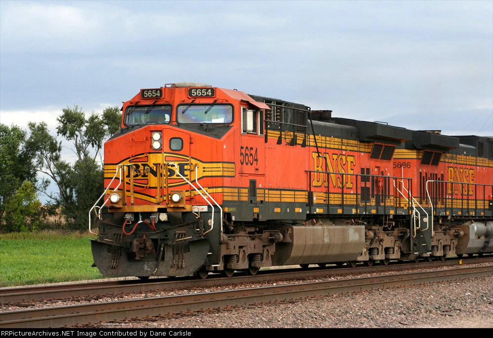 BNSF 5654